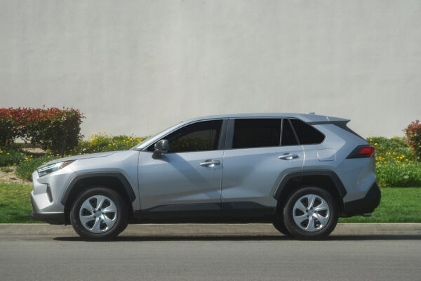 Toyota RAV4 2018+ Hybrid Front-Rear Leveling Lift Kit Install