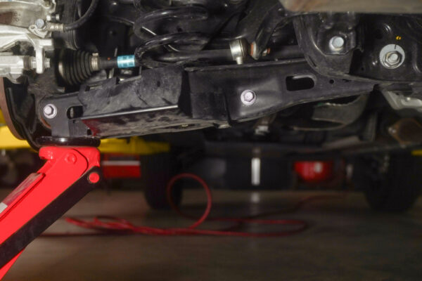 Toyota RAV4 2018+ Hybrid Front-Rear Leveling Lift Kit Install