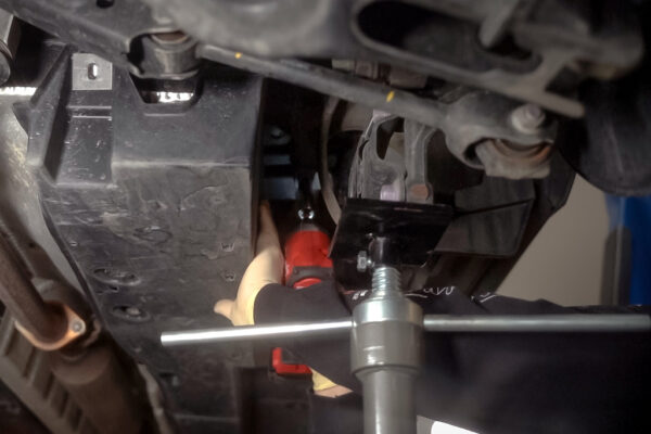 Toyota RAV4 2018+ Hybrid Front-Rear Leveling Lift Kit Install